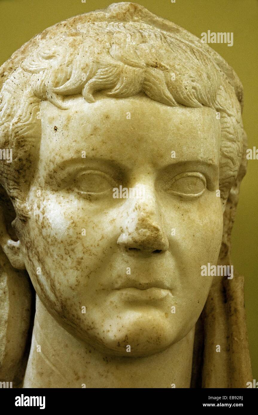 Roman emperor tiberius hi-res stock photography and images - Alamy