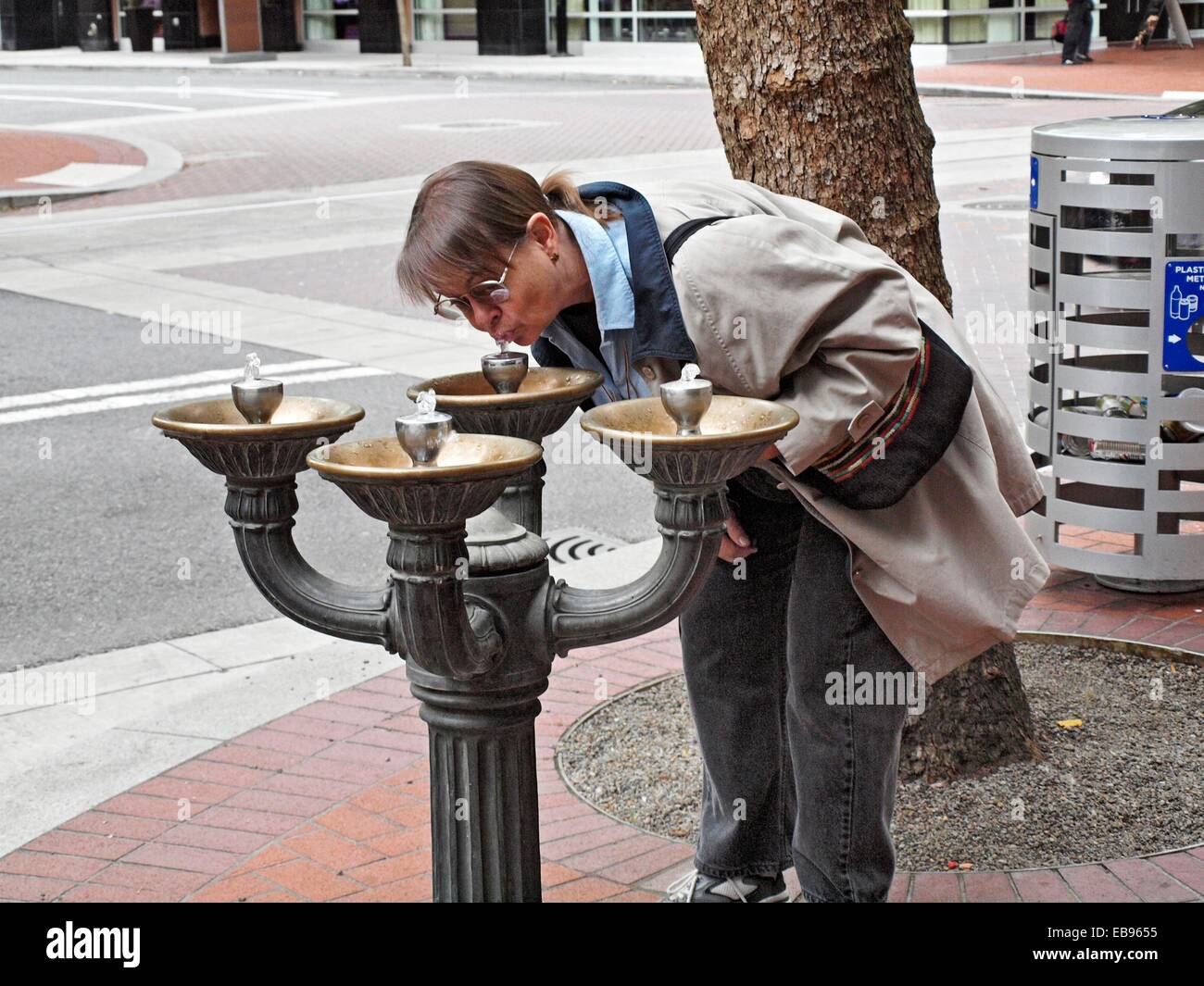 Water bubblers hi-res stock photography and images - Alamy
