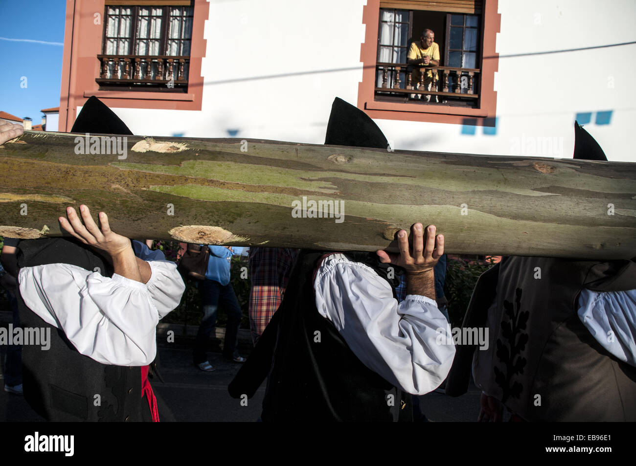 Traditional carry hi-res stock photography and images - Alamy