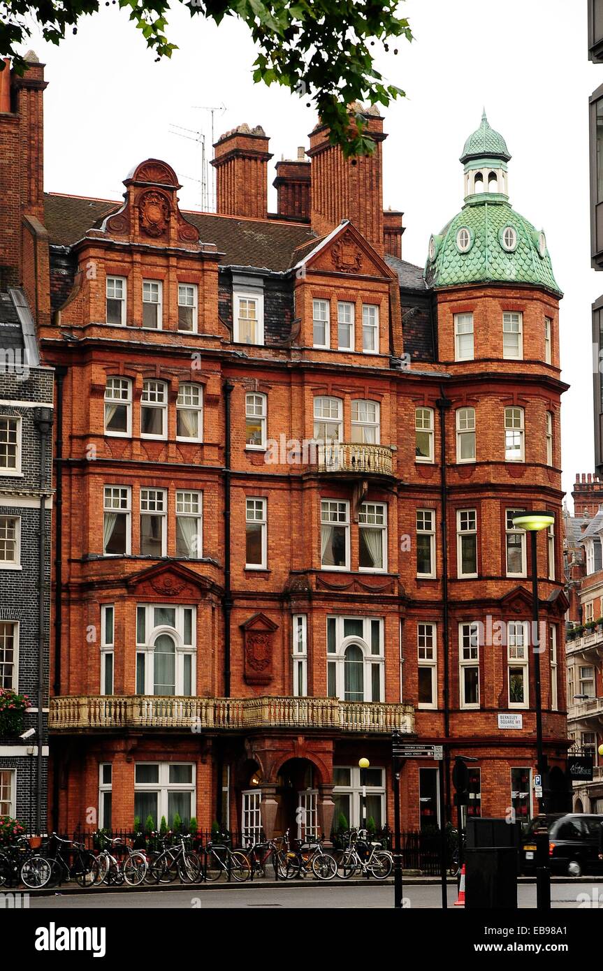 Berkeley Square Mayfair Stock Photos & Berkeley Square Mayfair Stock ...