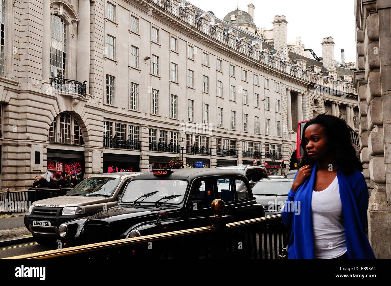 Piccadilly street circus regent hi-res stock photography and images - Alamy
