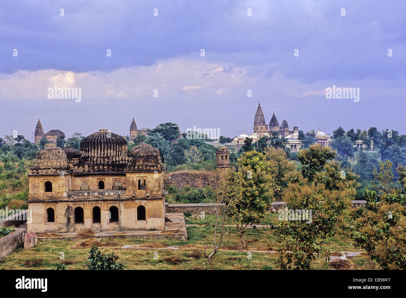 Chatris hi-res stock photography and images - Alamy