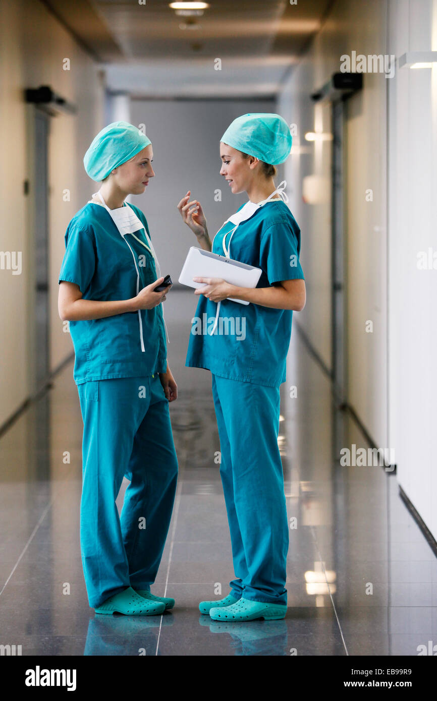 Telephone operating room hi-res stock photography and images - Alamy