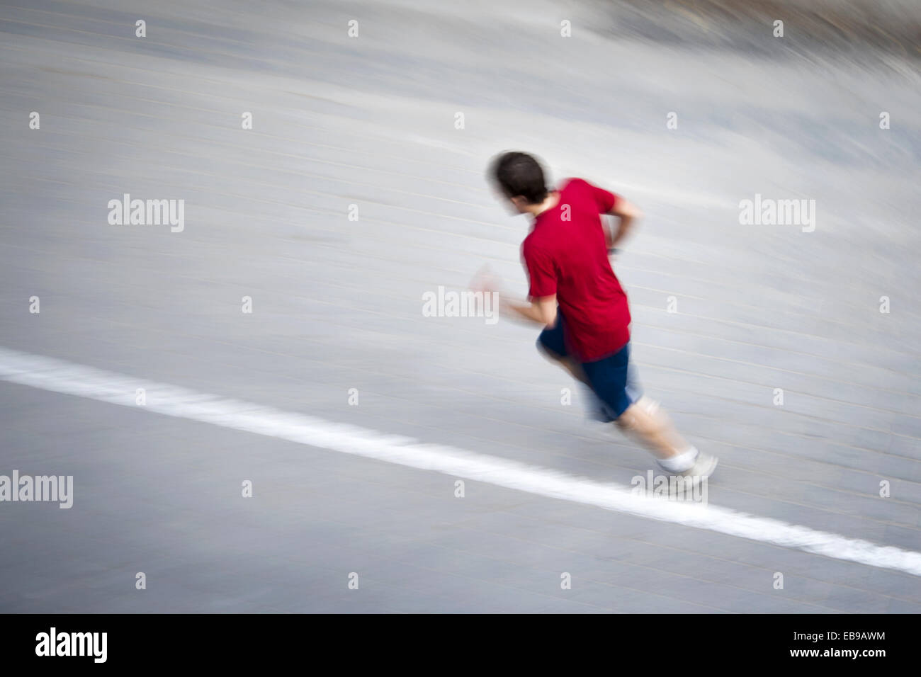 Man footing city hi-res stock photography and images - Alamy