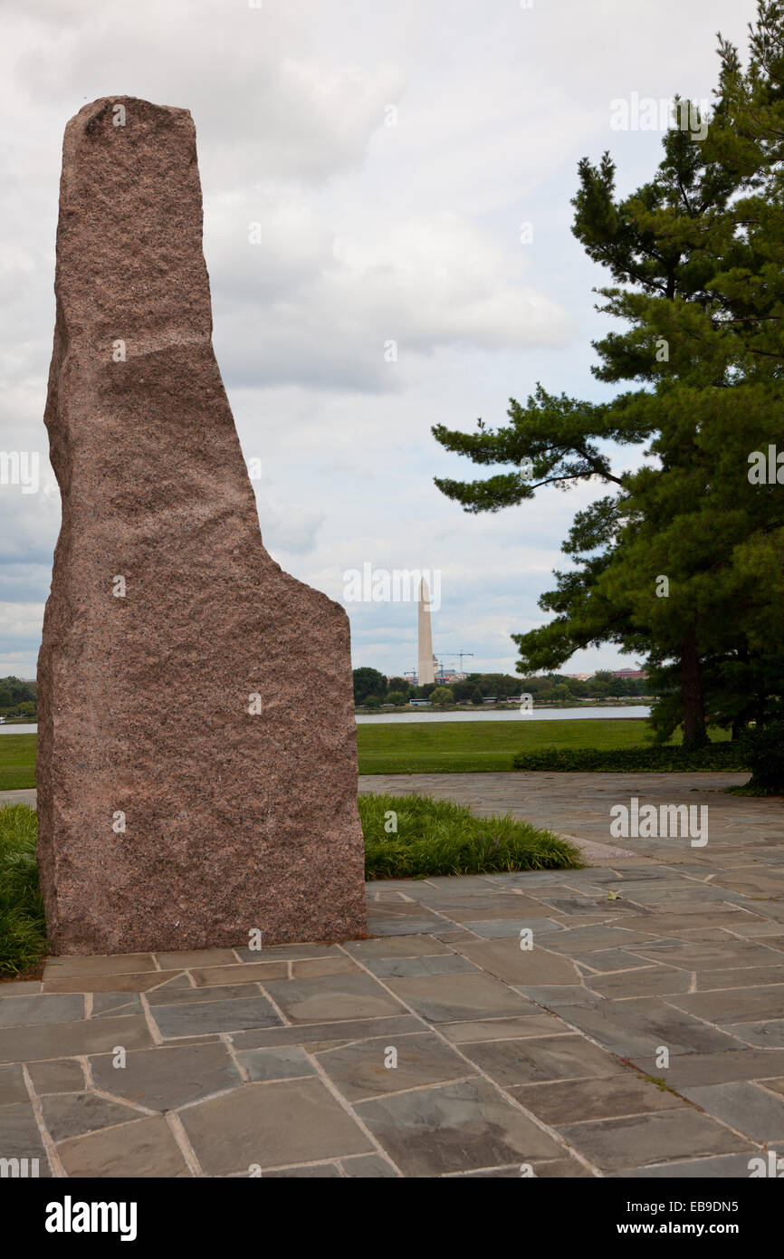 A pink granite monument at the Lyndon Baines Johnson Memorial Grove on ...