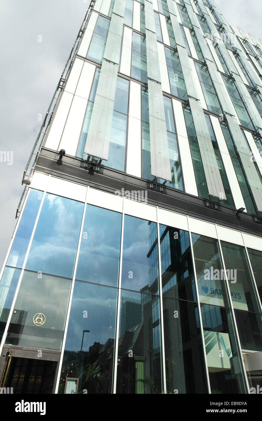 Sunny portrait '3 Hardman Street' glass tower with heat regulation sun ...