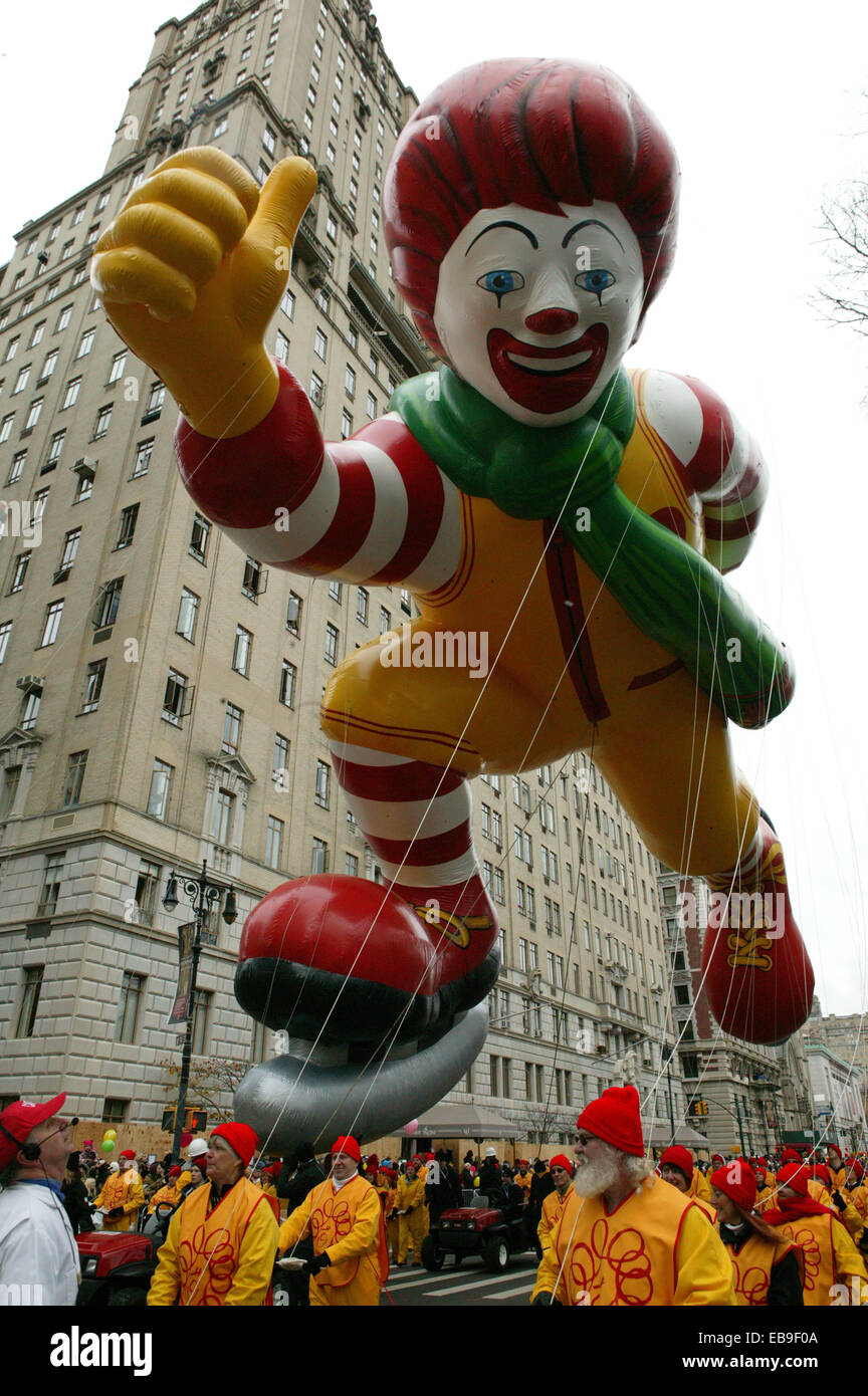 New York, New York, USA. 27th Nov, 2014. The 88th annual Macy's ...