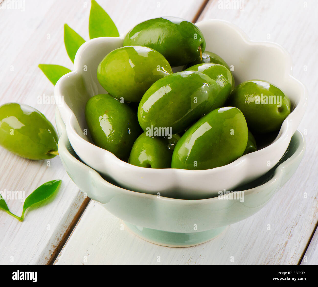 Green olives in bowls hi-res stock photography and images - Alamy
