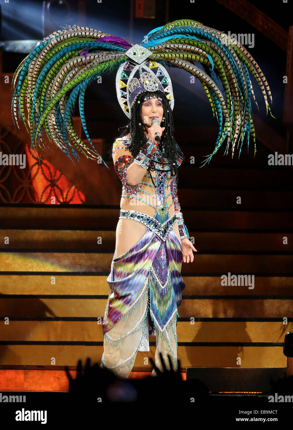 Cher in concert mgm grand hi-res stock photography and images - Alamy