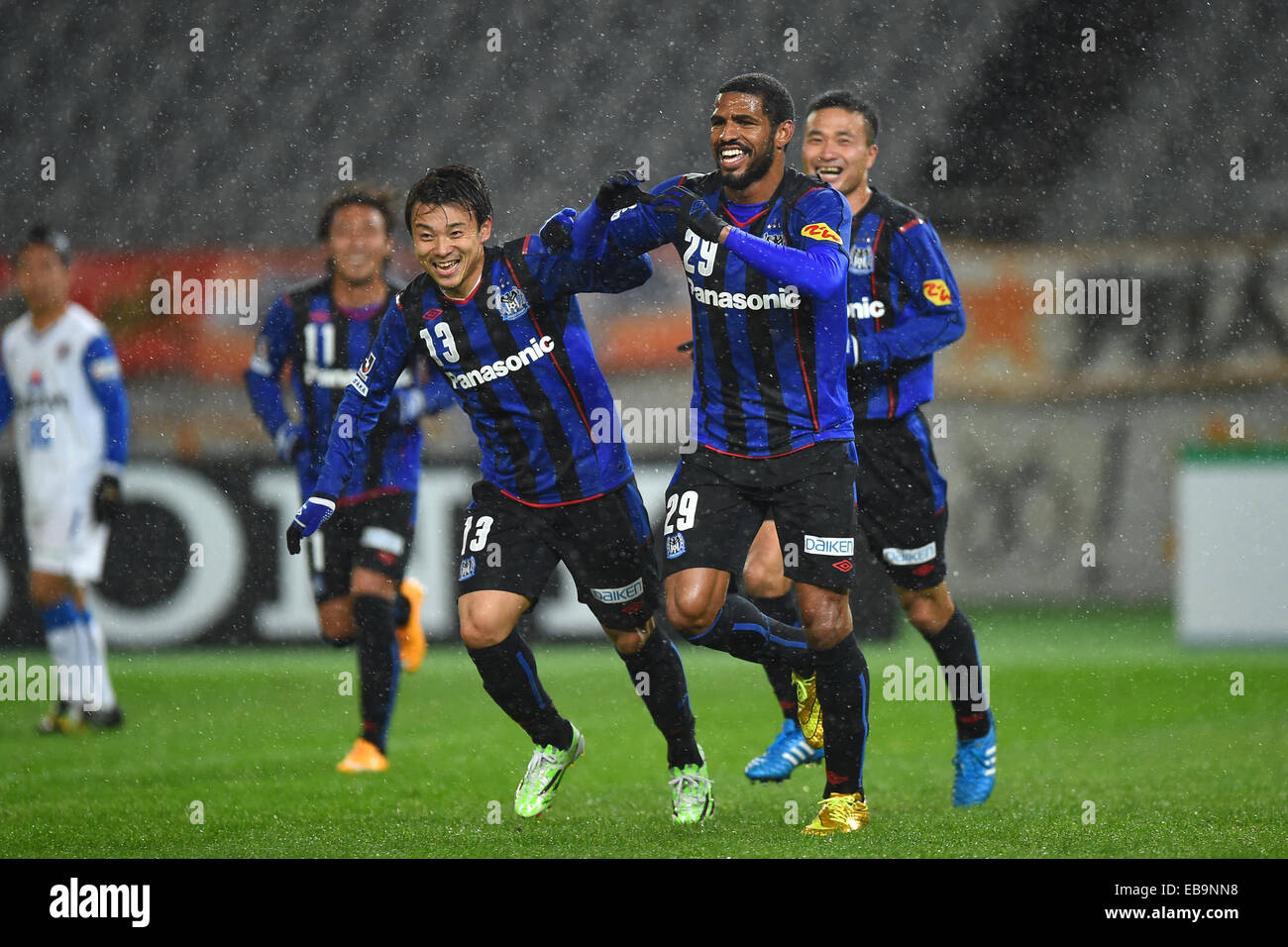 Tokyo, Japan. 26th Nov, 2014. (L-R) Hiroyuki Abe, Patric (Gamba ...