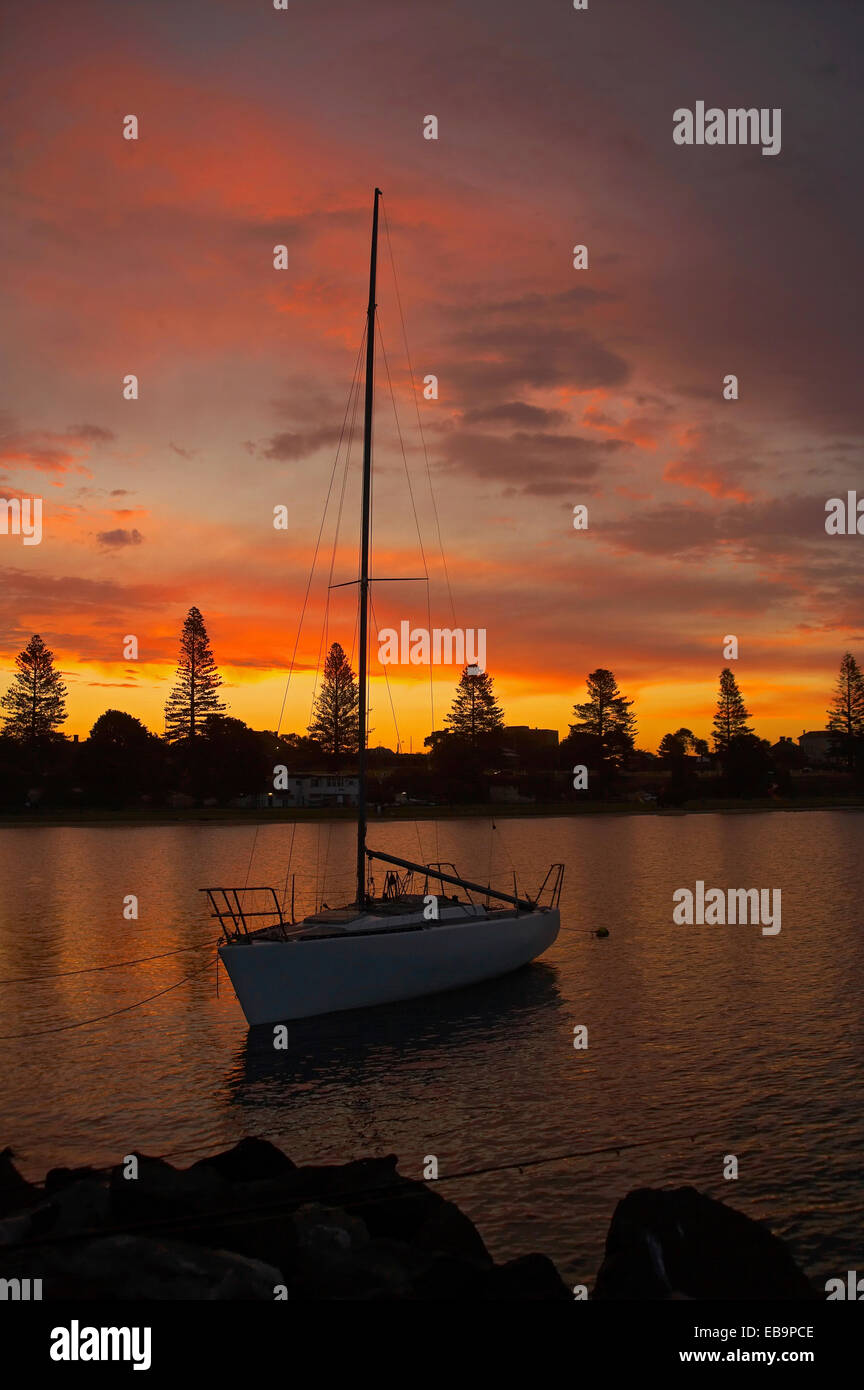 Portland victoria beach hi-res stock photography and images - Alamy