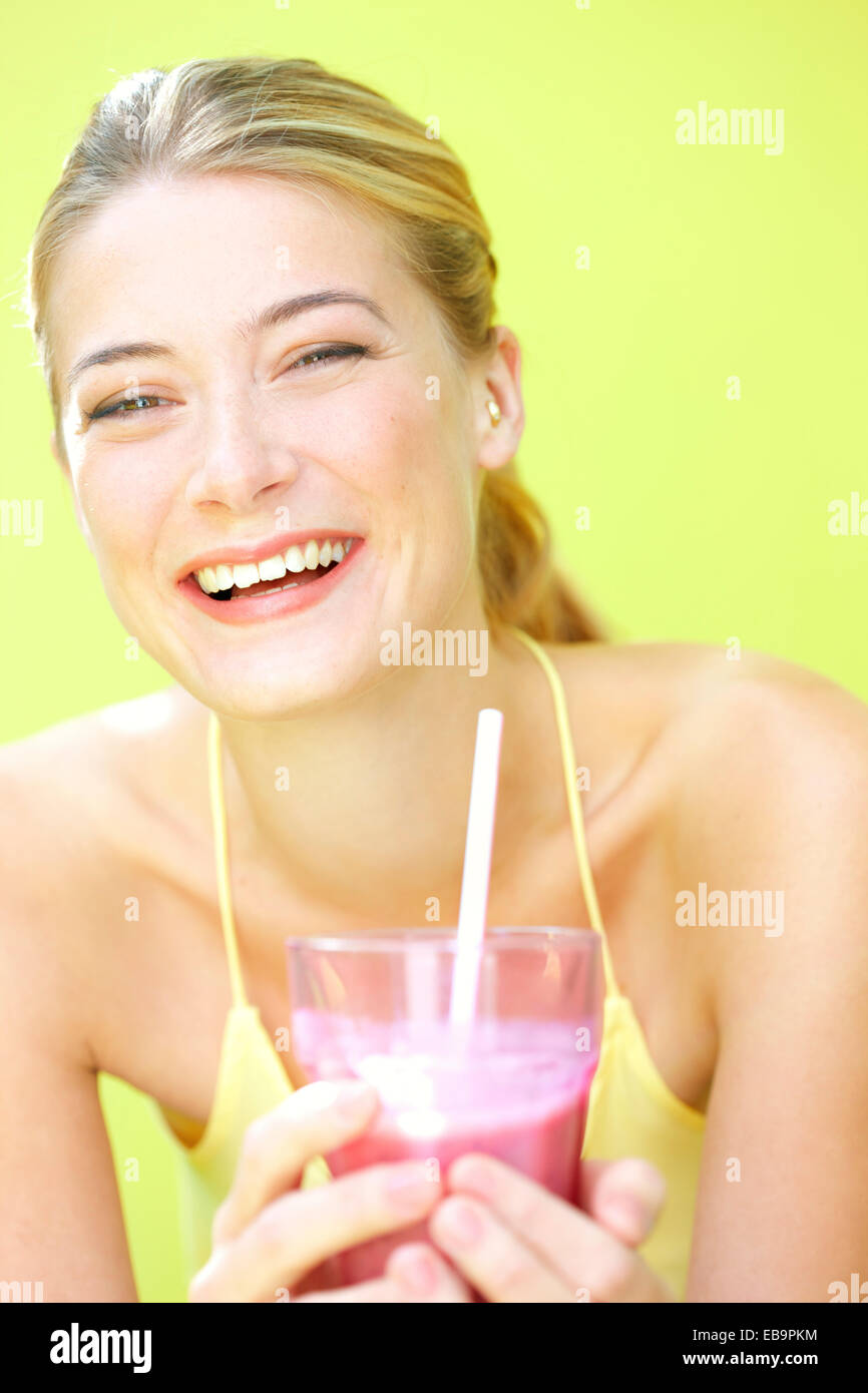 Woman and fruit hi-res stock photography and images - Alamy