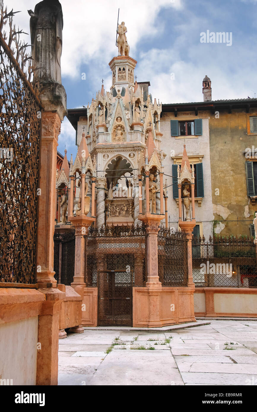 Scaliger Tombs - Gothic tombstones of three members of the genus ...