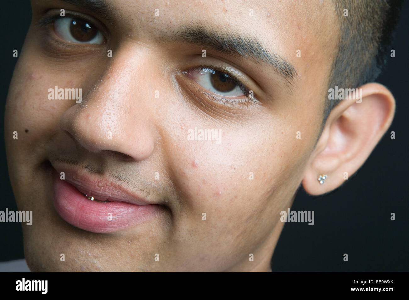 Black man gold teeth hi-res stock photography and images - Alamy