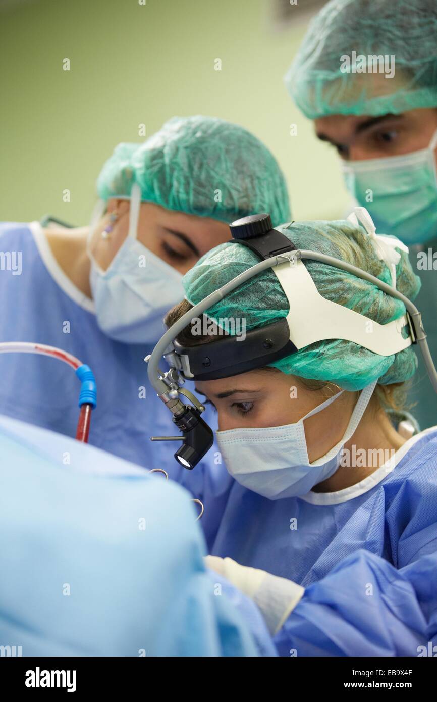 Tonsillectomy hi-res stock photography and images - Alamy