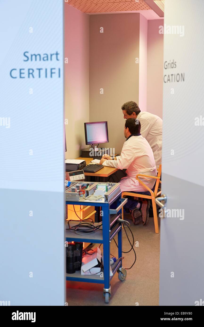 Smart Grids control room. Low Voltage Micro Network. Testing and ...