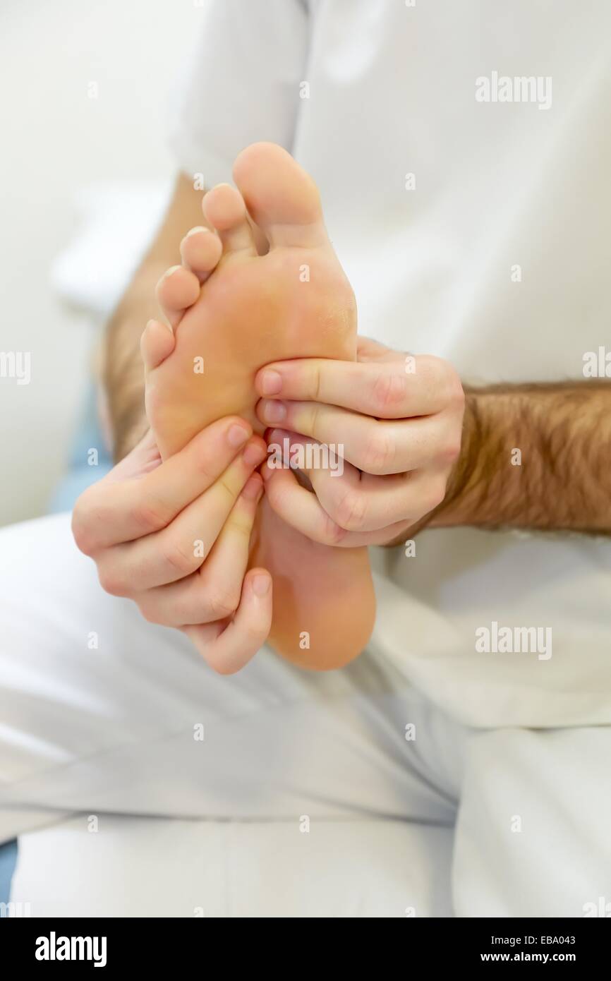 Massotherapy hi-res stock photography and images - Alamy