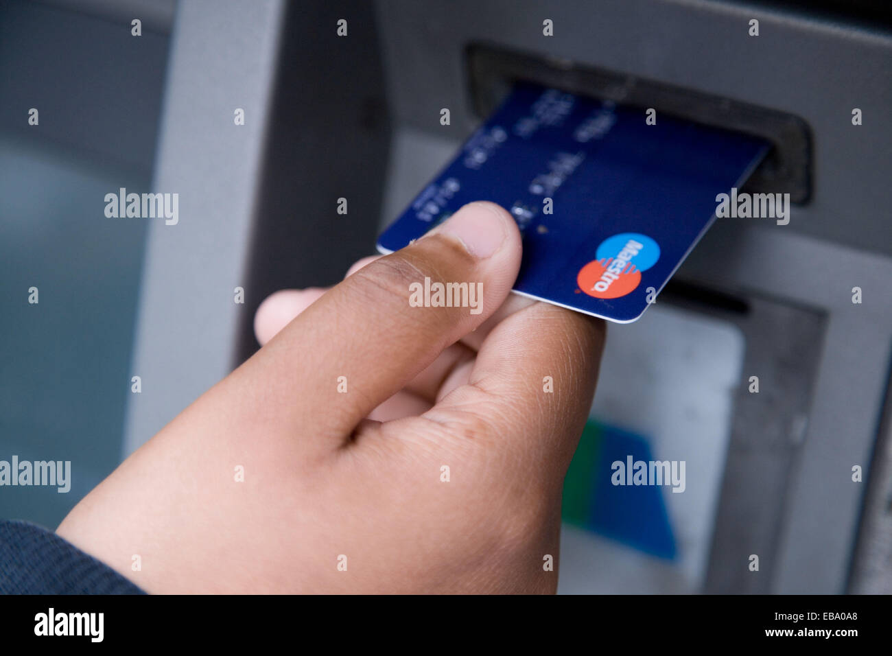 Teenagers money from atm hi-res stock photography and images - Alamy