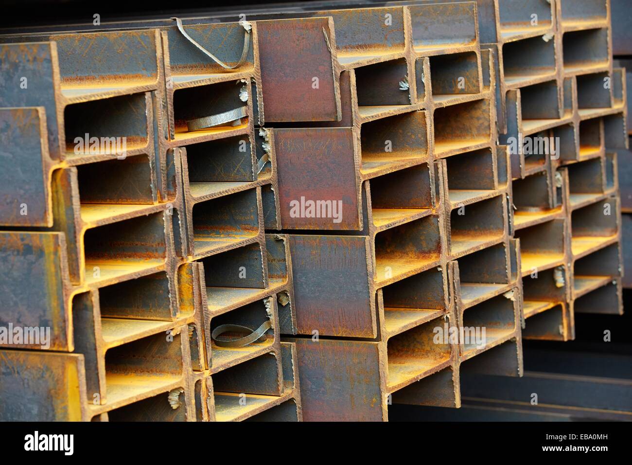 Steel girder girders hi-res stock photography and images - Alamy