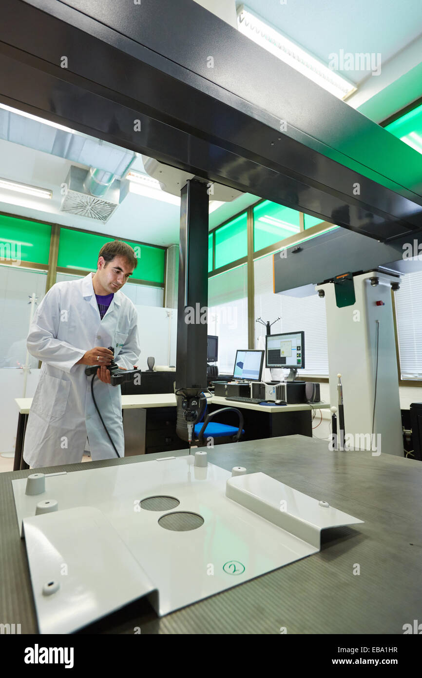 CMM Coord. Coordinate Measuring Machine. Service dimensional measuring ...