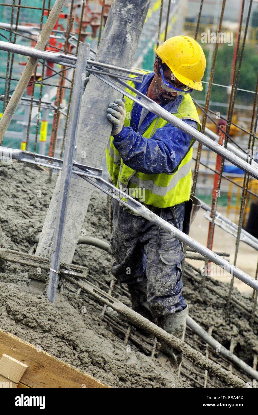 Construction worker, Plaça de les Glories, Barcelona, Catalonia, Spain ...