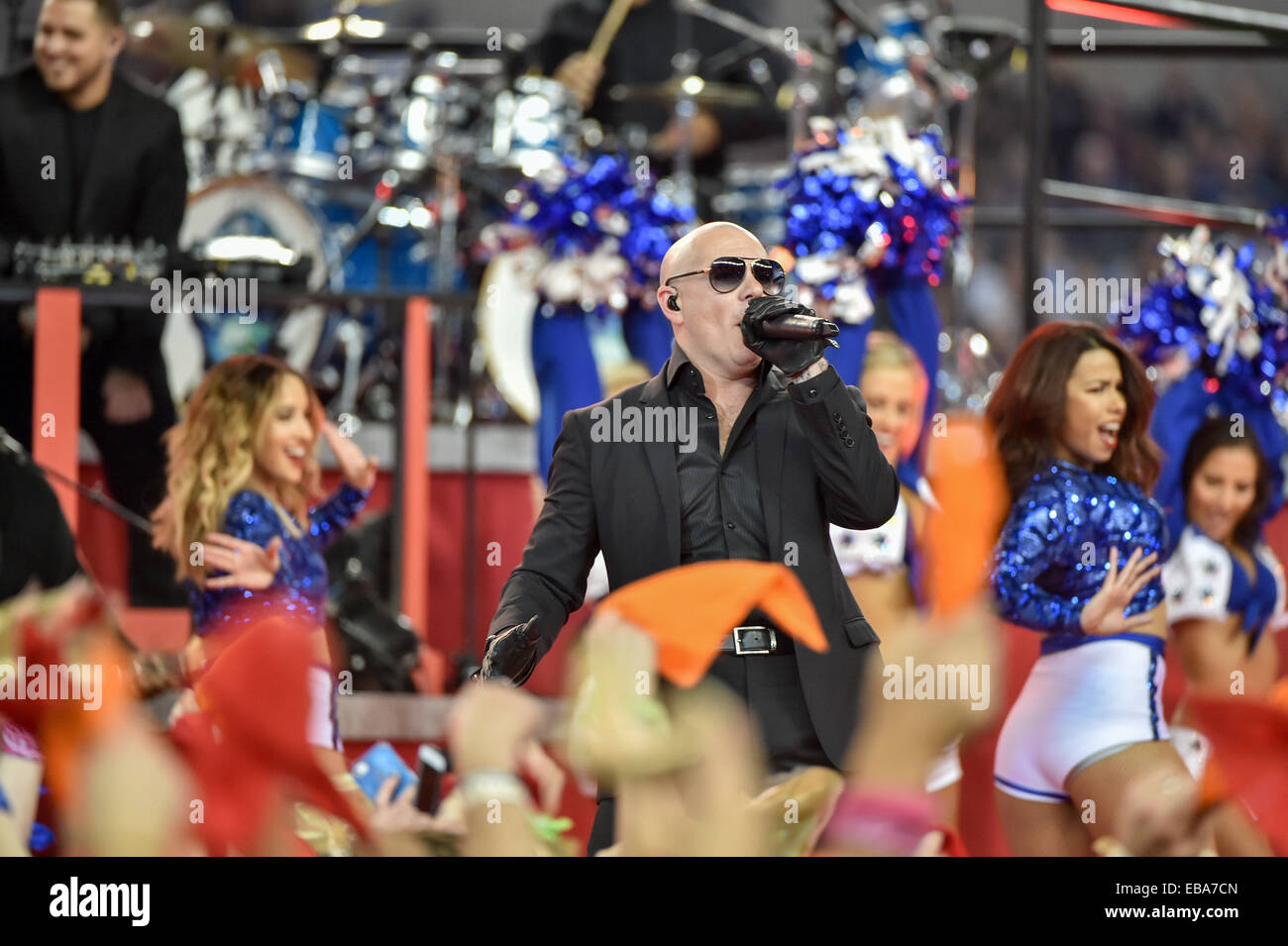 Pitbull dancers hi-res stock photography and images - Alamy