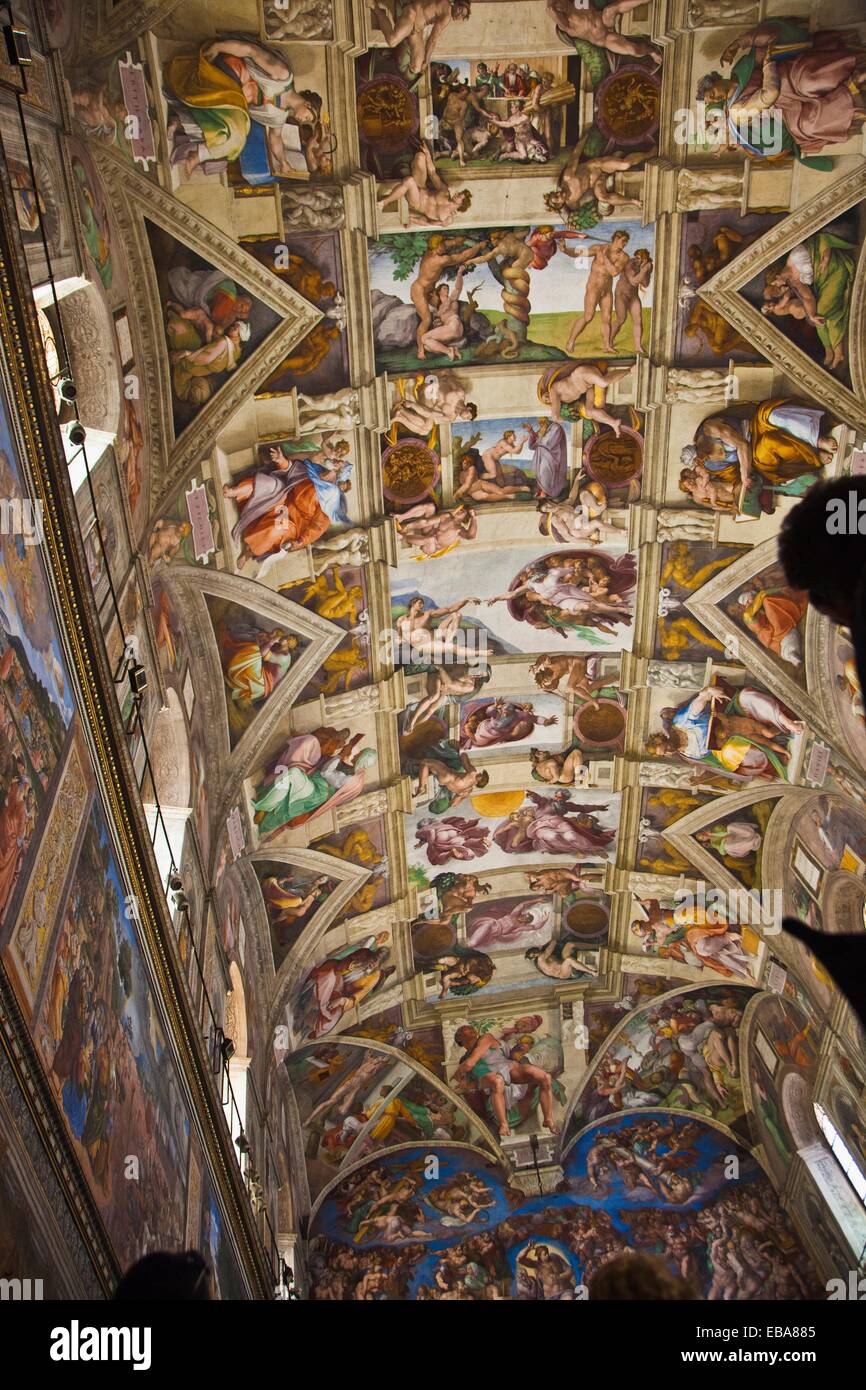 Sistine chapel in vatican museum hi-res stock photography and images - Alamy