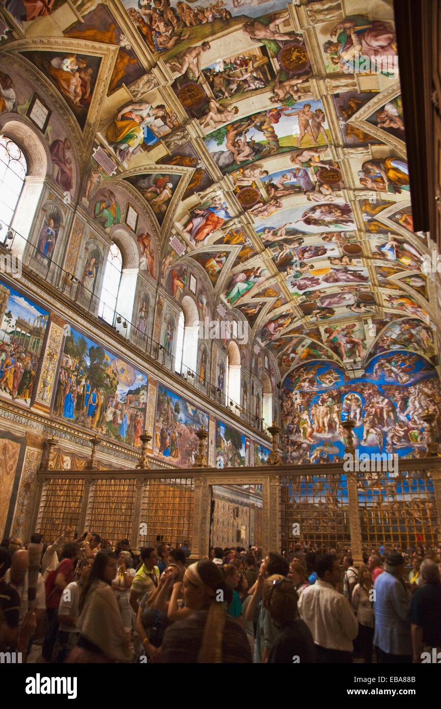Michelangelo Sistine Chapel Stock Photos & Michelangelo Sistine Chapel Stock Images - Alamy