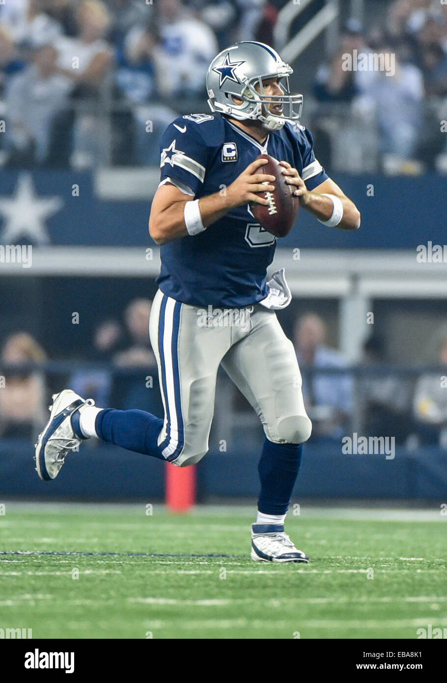 Arlington, Texas, USA. 27th Nov, 2014. Dallas Cowboys quarterback Tony ...