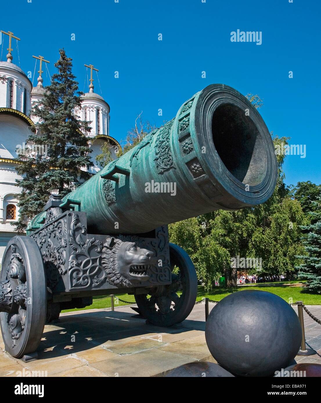 Human cannon ball hi-res stock photography and images - Alamy