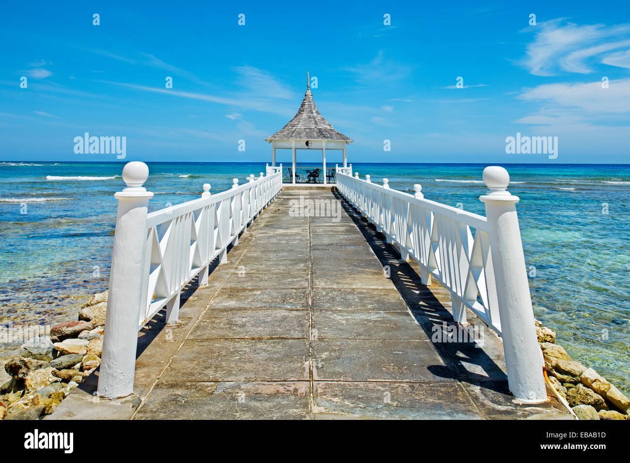 Half moon bay beach jamaica hi-res stock photography and images - Alamy