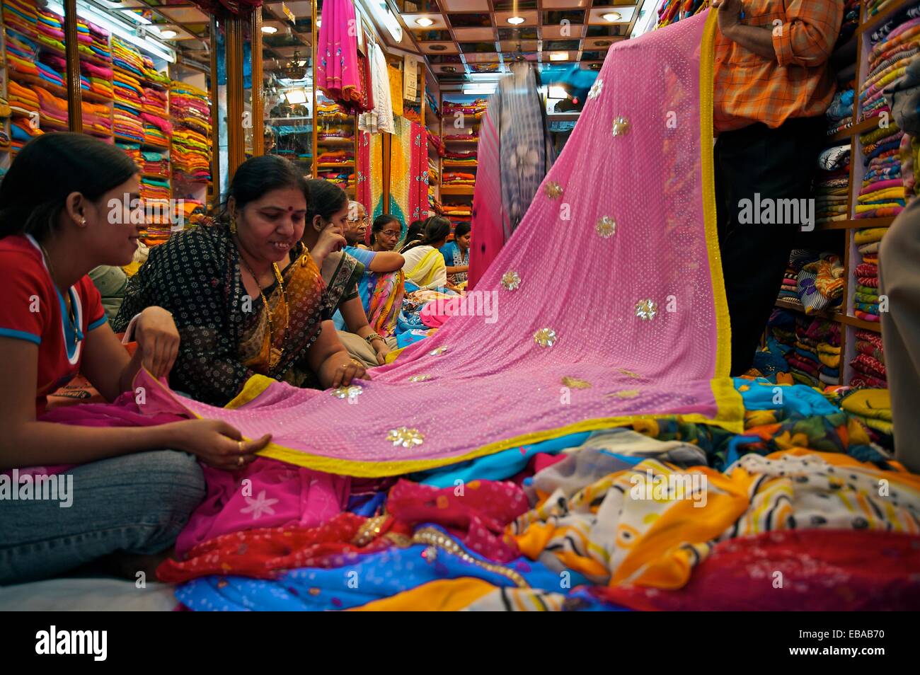 India textile hi-res stock photography and images - Alamy