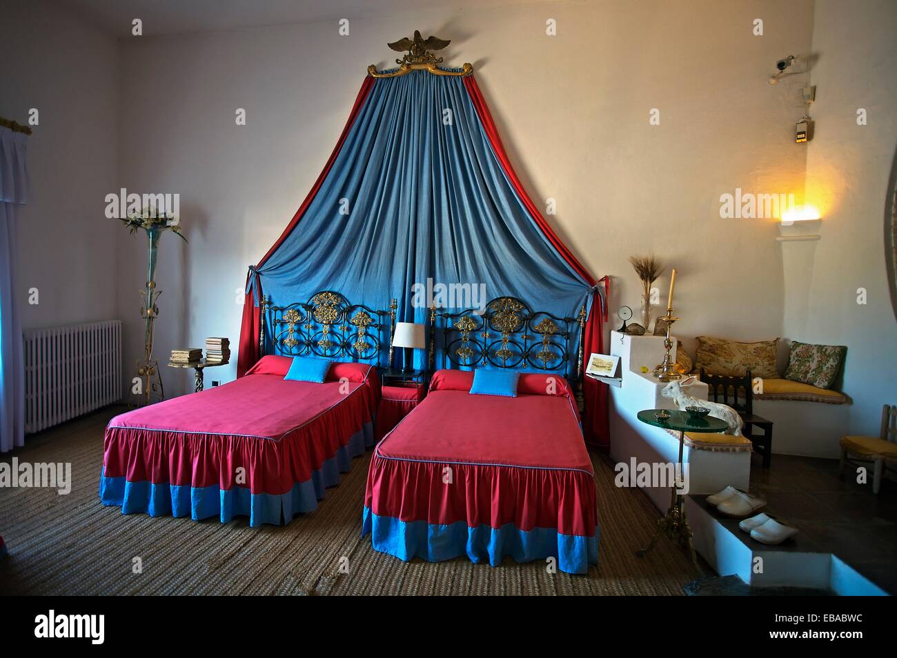 Salvador dali house museum interior hi-res stock photography and images ...