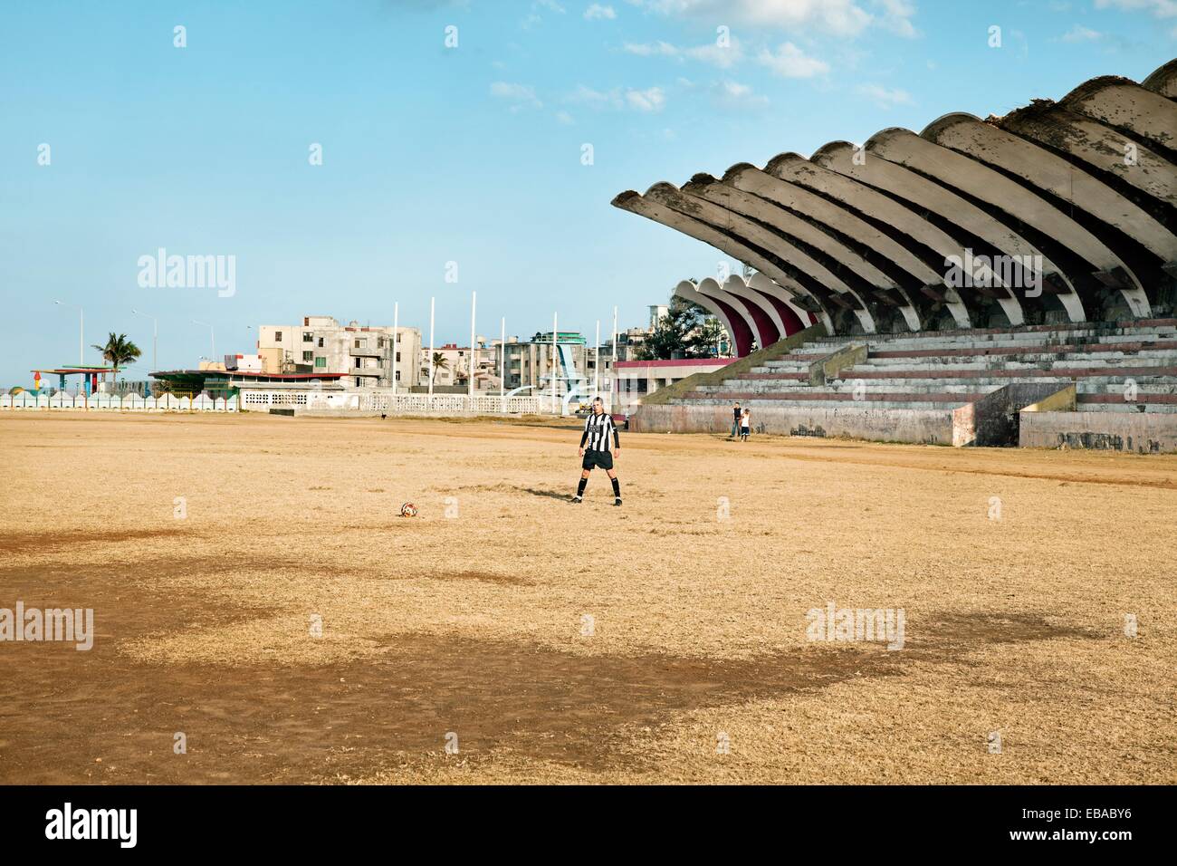 Cuba havana city stadium hi-res stock photography and images - Alamy