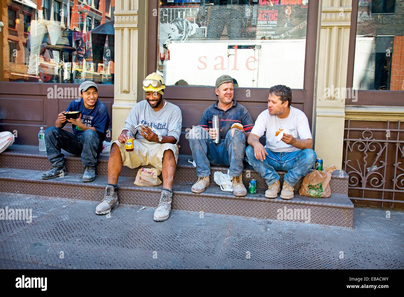 New york city workers hi-res stock photography and images - Alamy