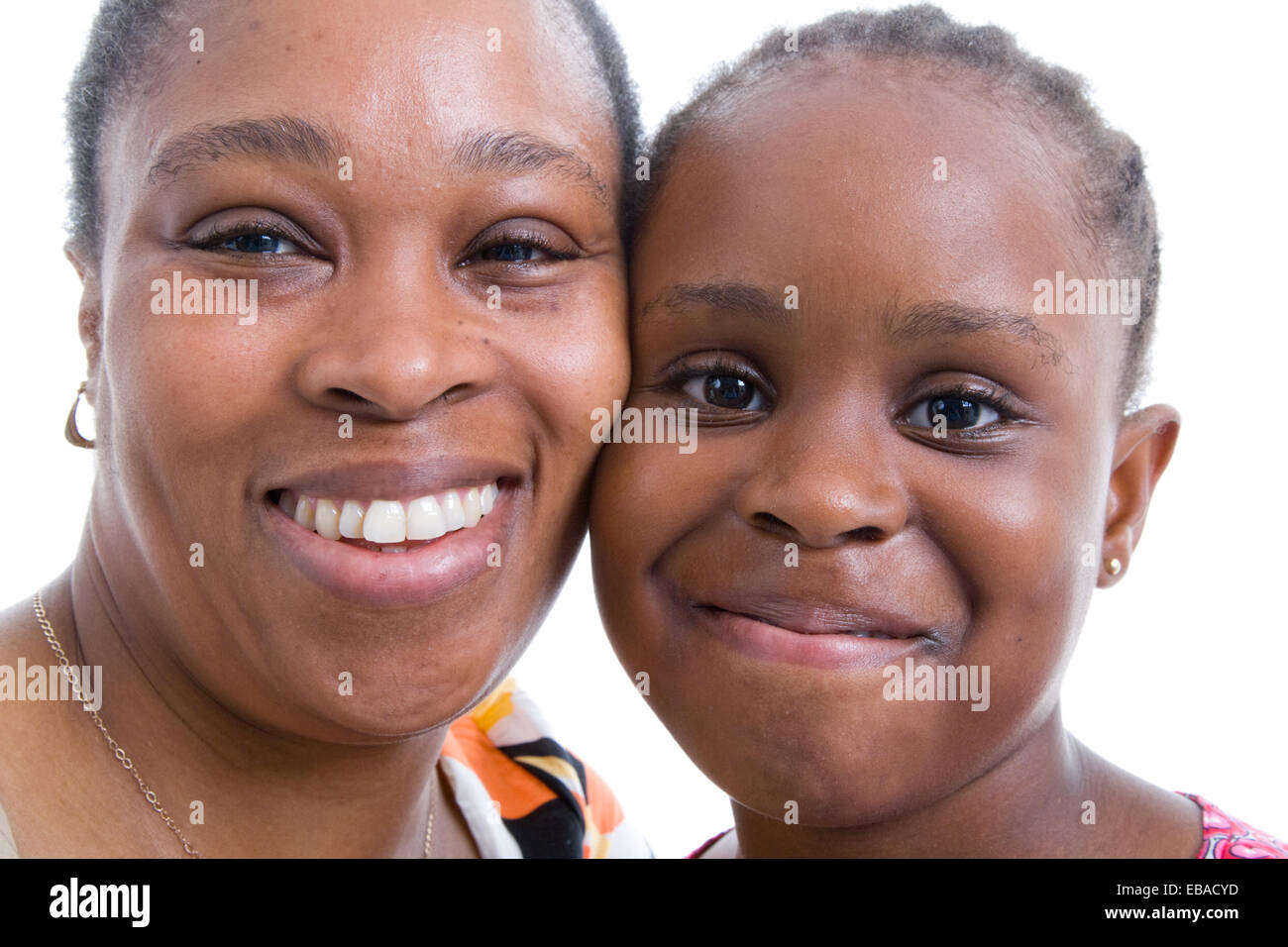Homeless mother with her daughter hi-res stock photography and images ...