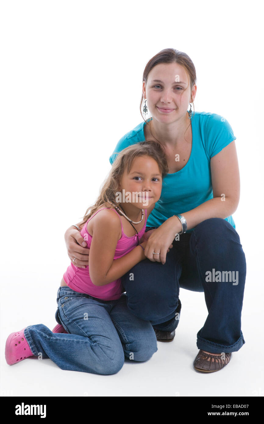 Homeless mother daughter hugging hi-res stock photography and images ...