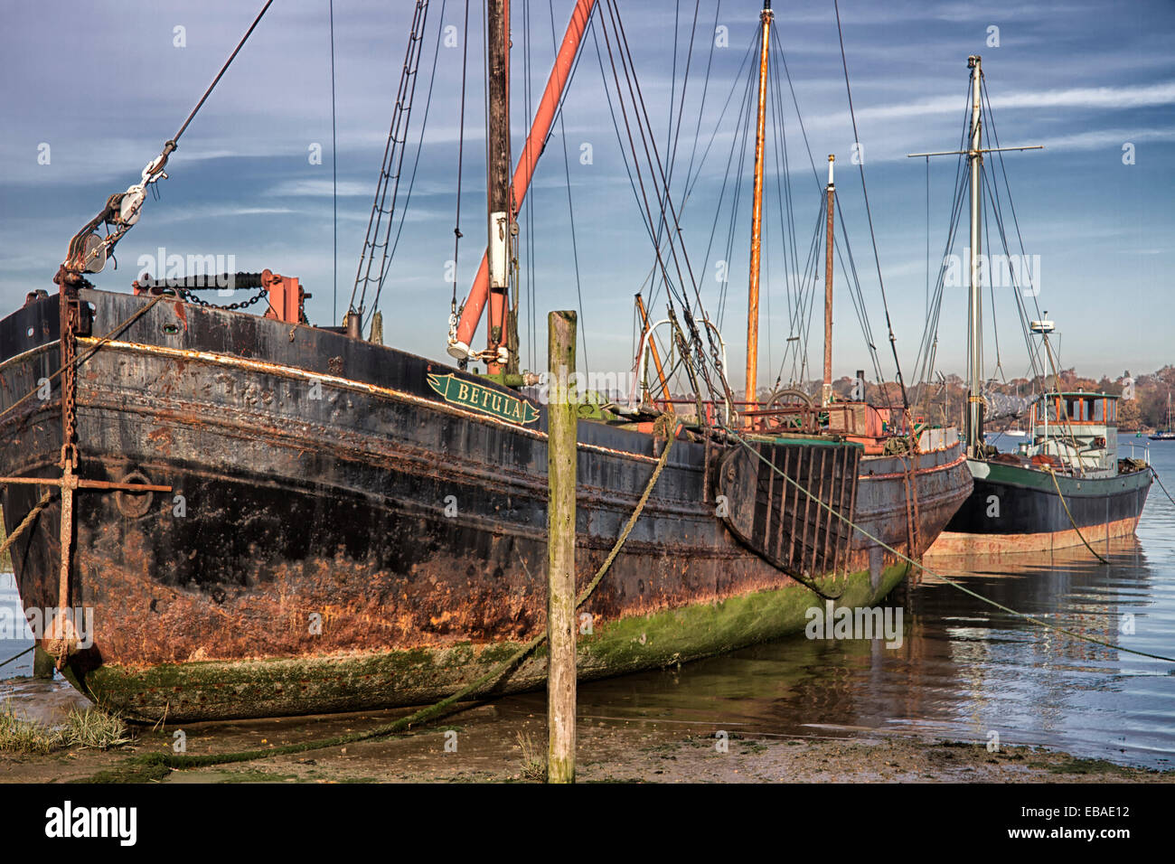 Pin mill barge hi-res stock photography and images - Alamy