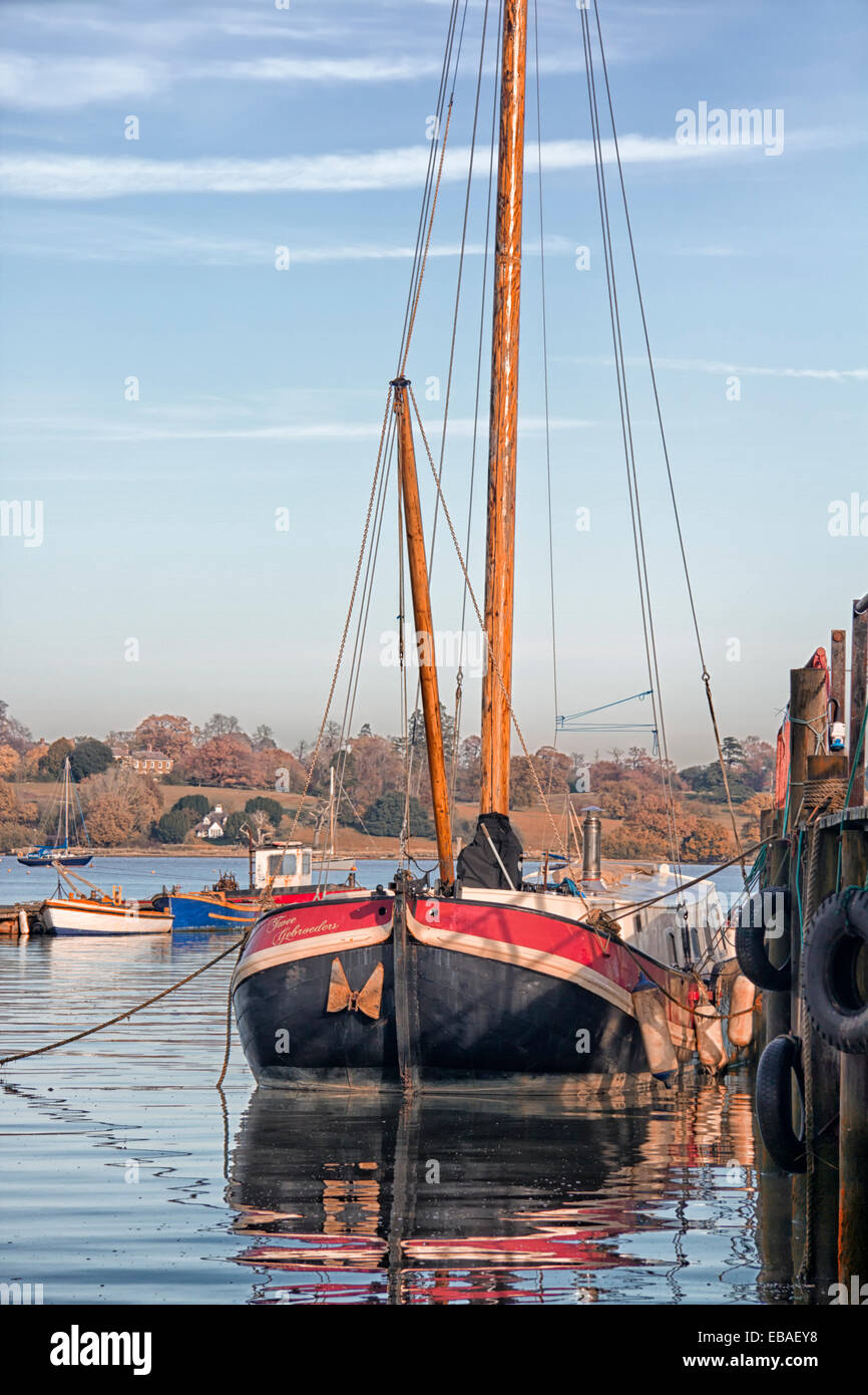 Historic 19th century Dutch sailing barge Twee Gebroeders, Pin Mill ...