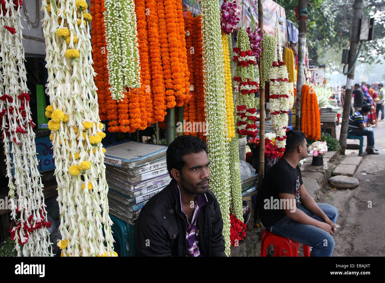 Flower market dhaka bangladesh hi-res stock photography and images - Alamy