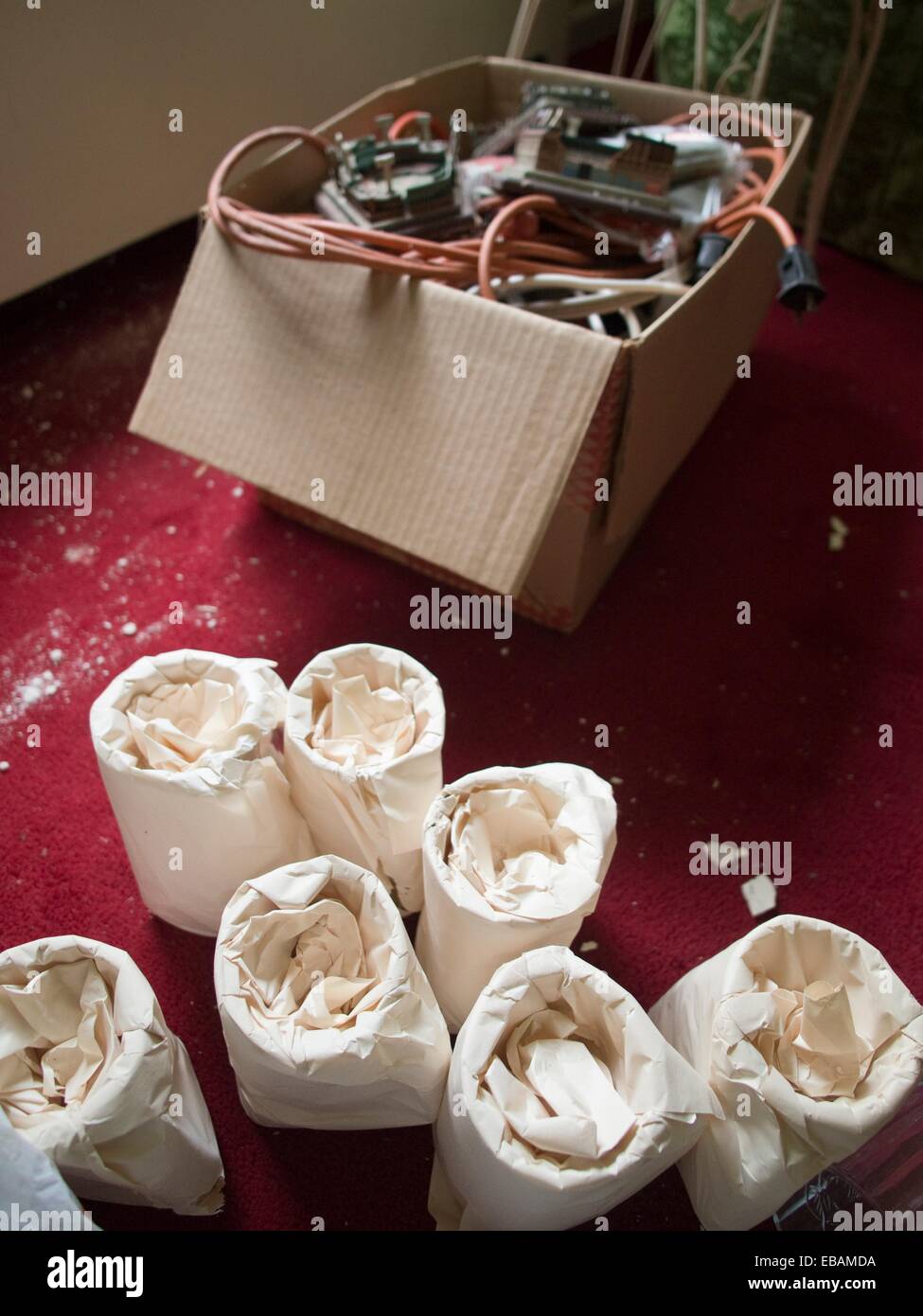 Junk house mess hi-res stock photography and images - Alamy