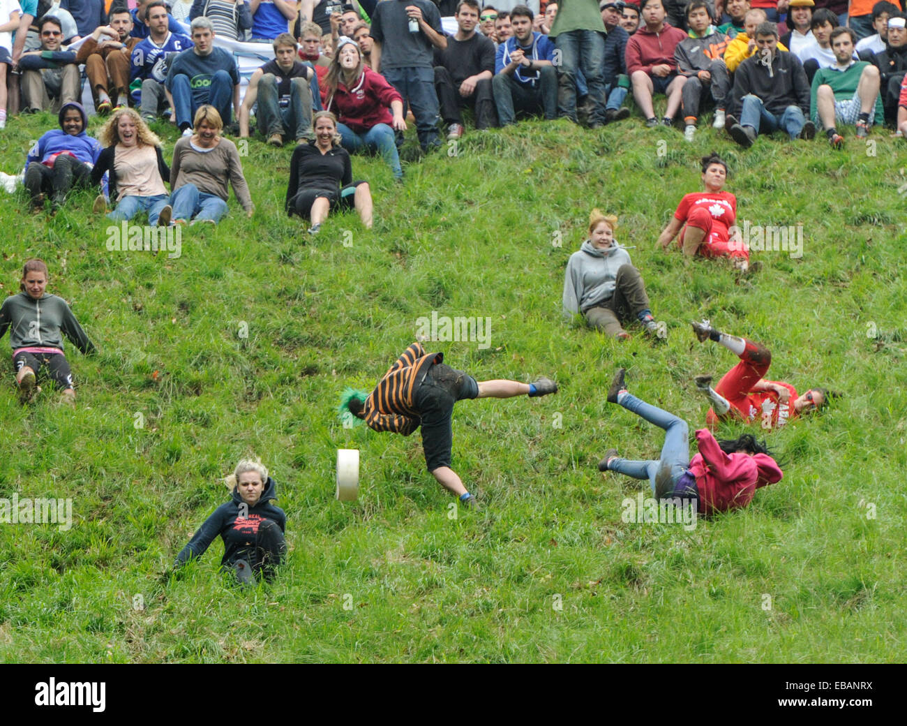Annual Cheese Rolling Competition Coopers Hill High Resolution Stock ...