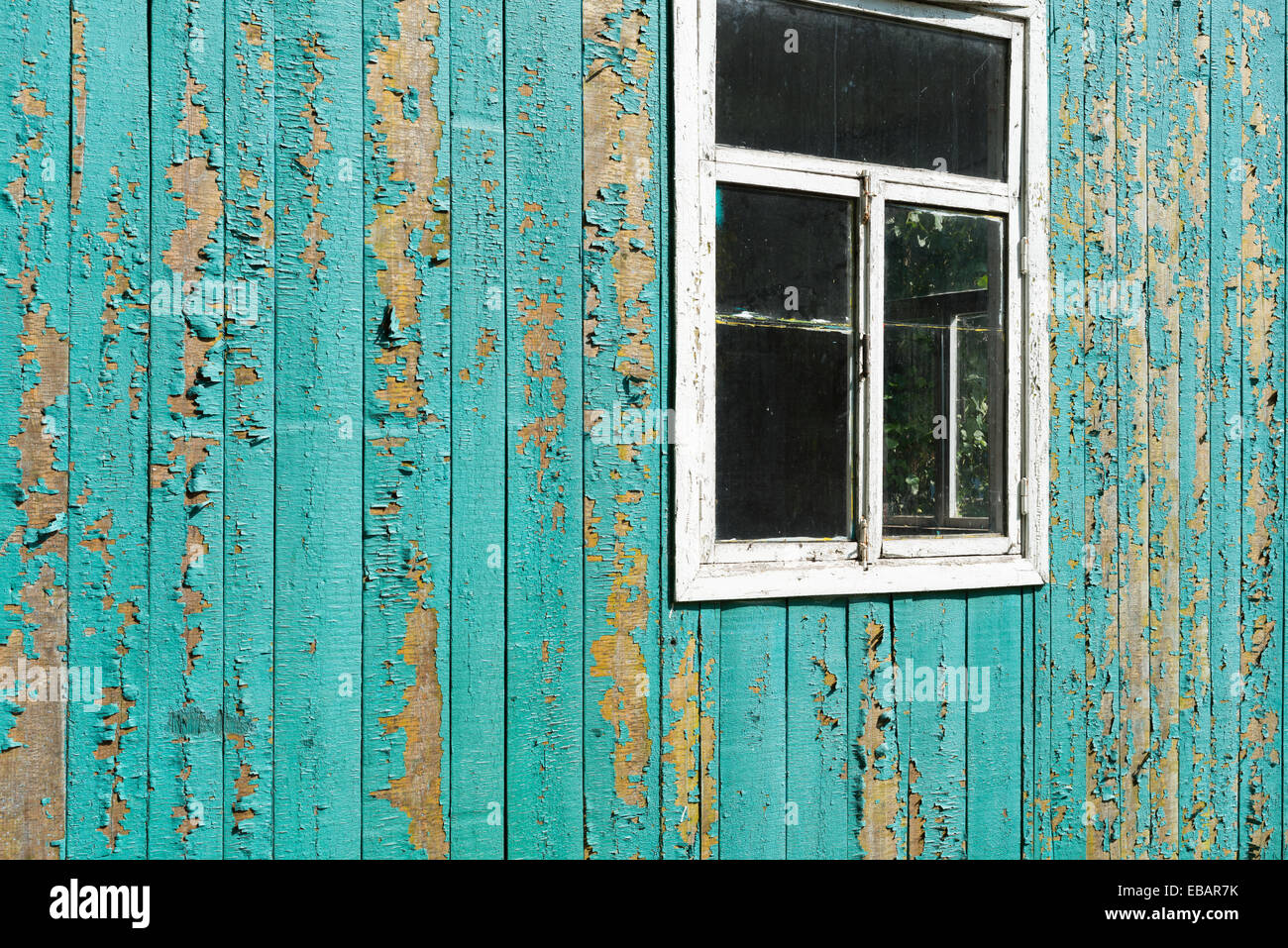 A white window of an aged wood cottage Stock Photo - Alamy