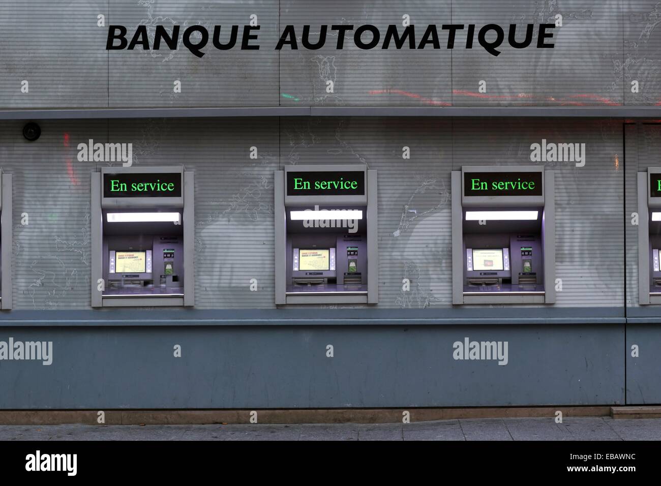 Paris france french vending machine hi-res stock photography and images ...