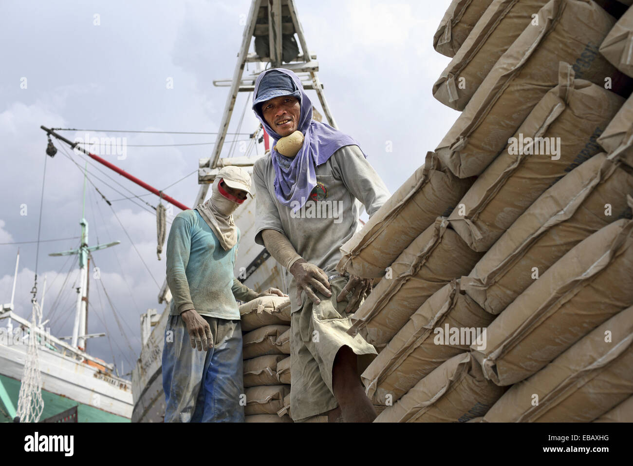 Man sunda kelapa jakarta java hi-res stock photography and images - Alamy