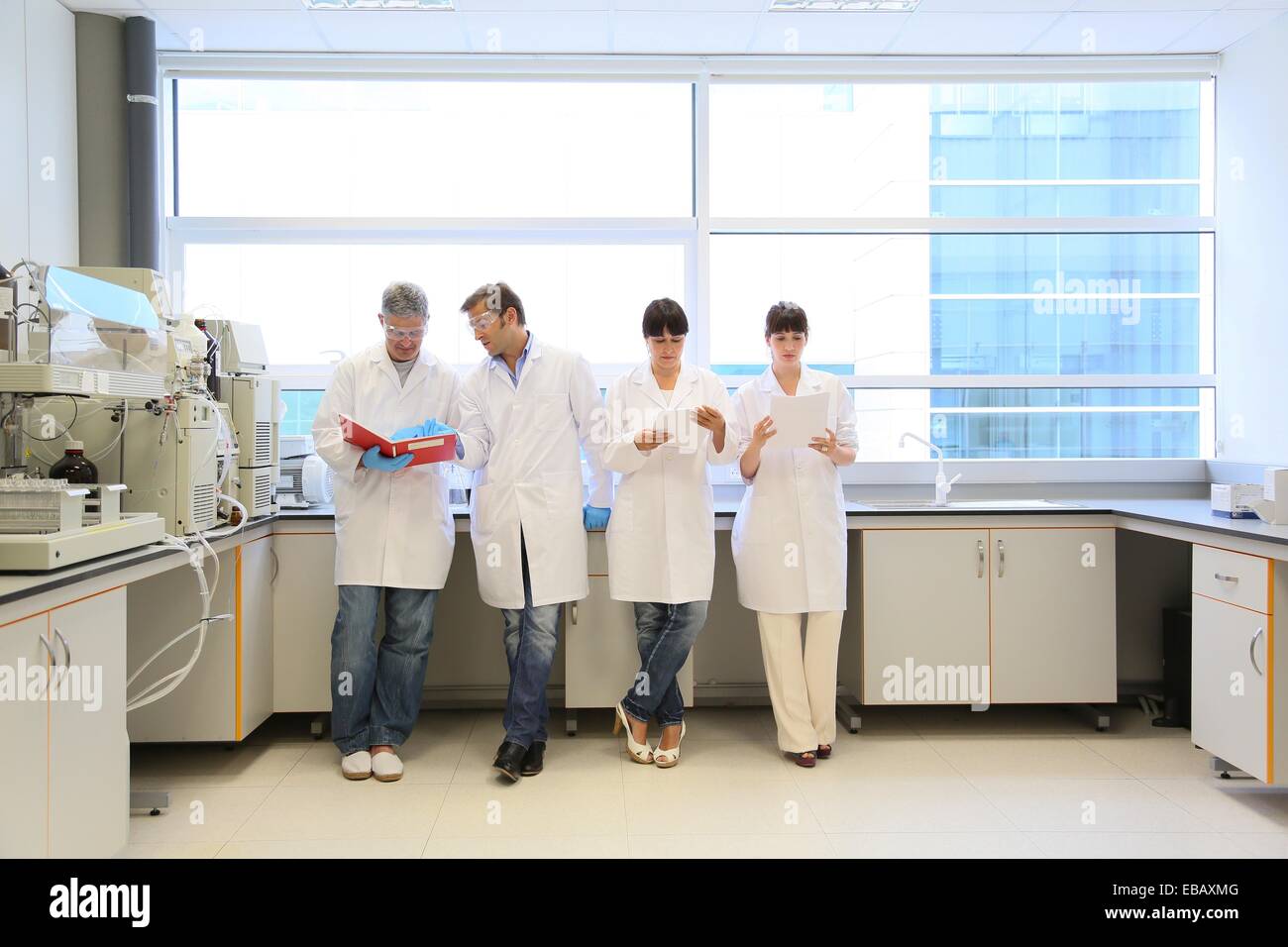 High pressure liquid chromatography hi-res stock photography and images ...