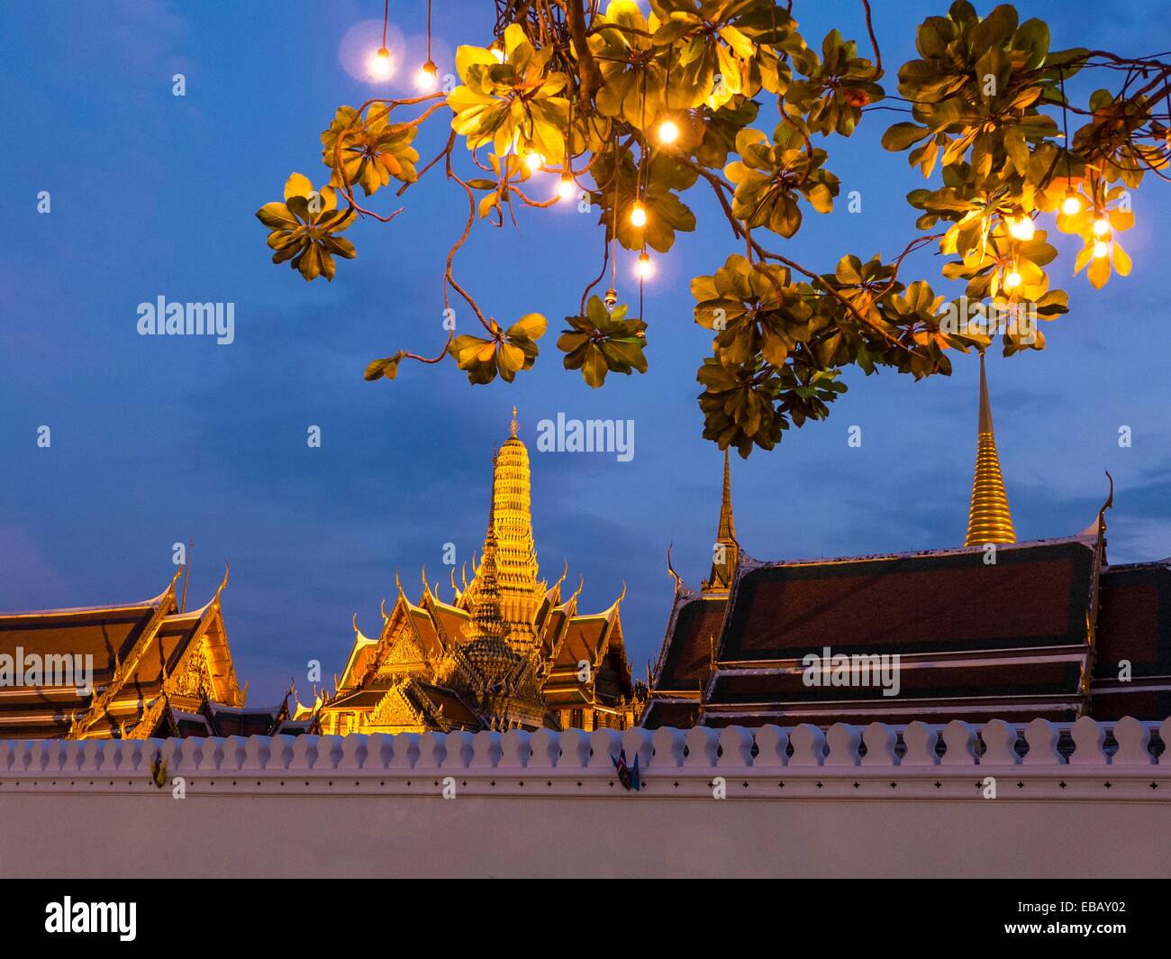 Bangkok chitralada palace hi-res stock photography and images - Alamy