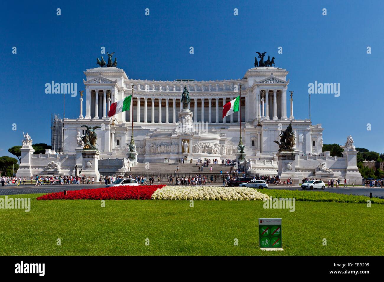 Rome war monument hi-res stock photography and images - Alamy