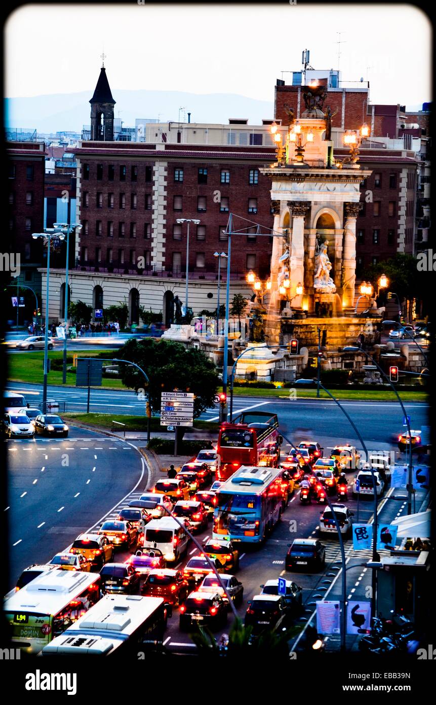 Barcelona traffic jam plaza hi-res stock photography and images - Alamy