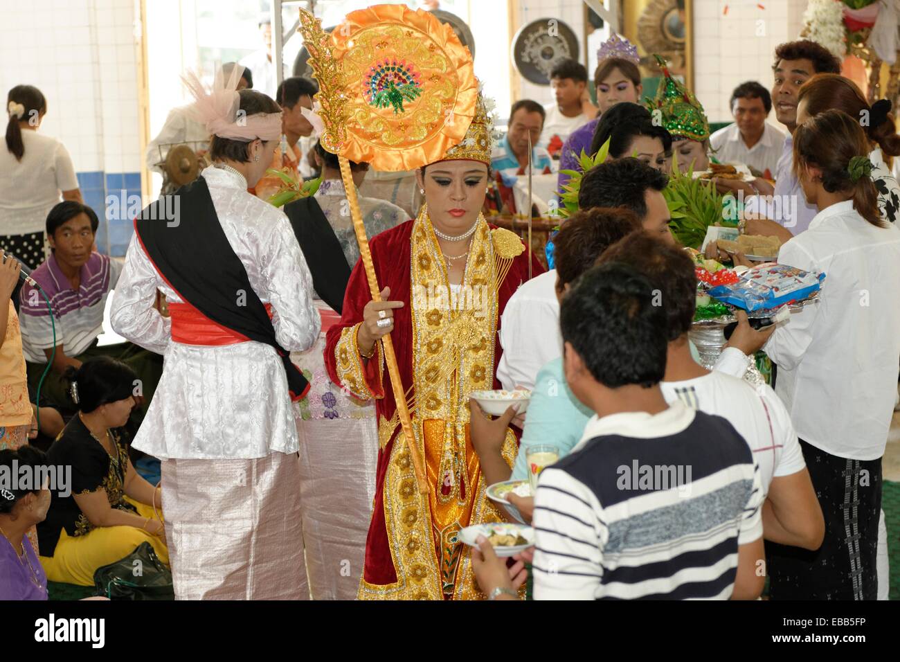 Important win hi-res stock photography and images - Alamy